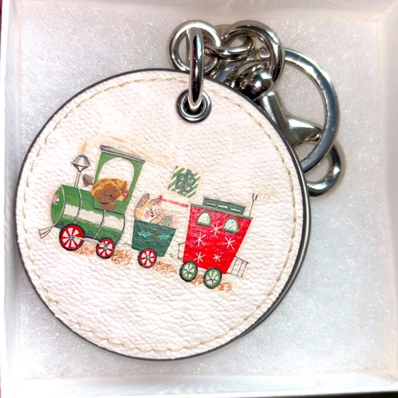 Coach | Accessories | Coach Round Mirror Bag Charm Leather Keychain ...